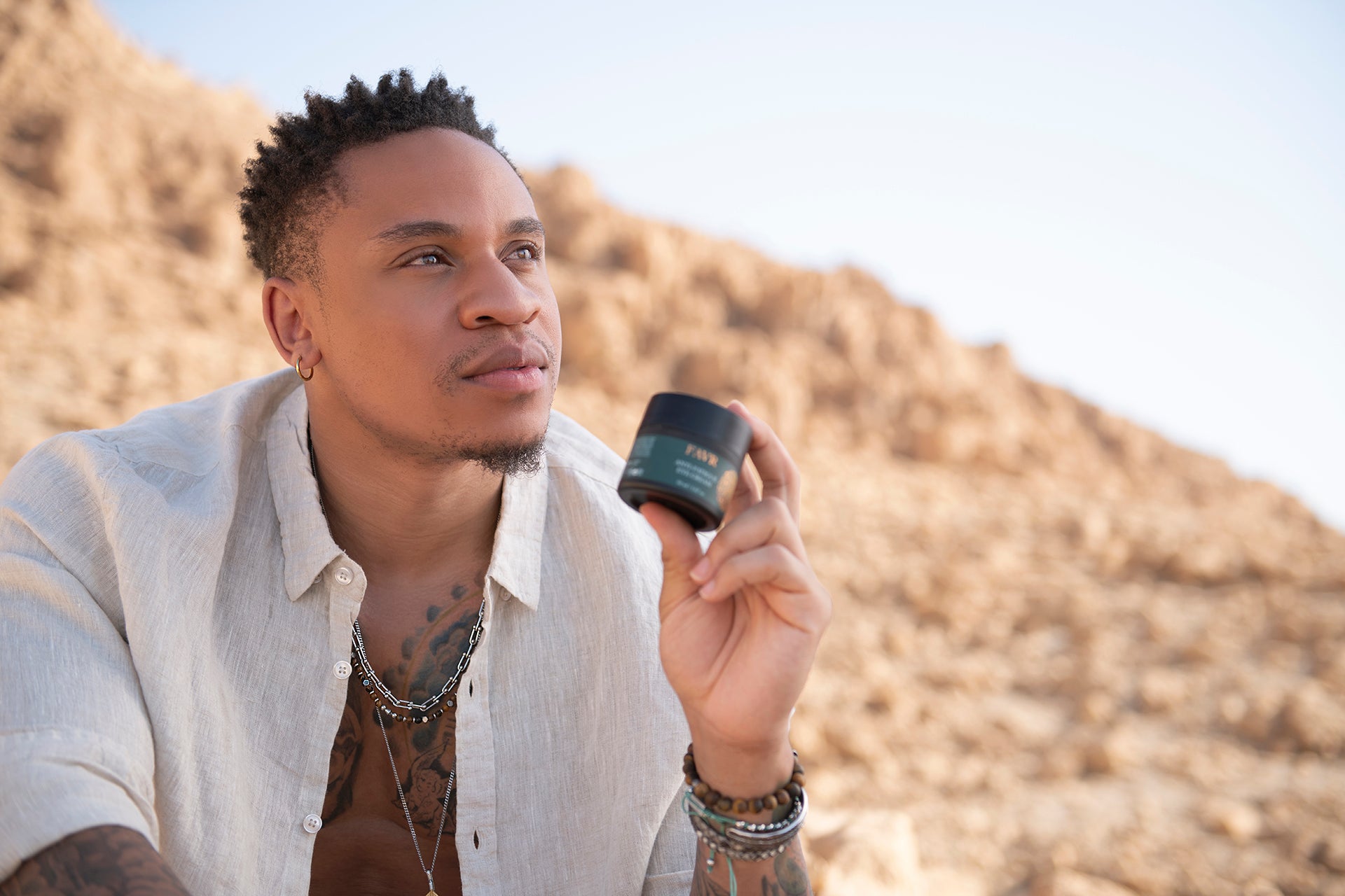 Summer Shine - How to Control Excess Oil this Summer – FAVR